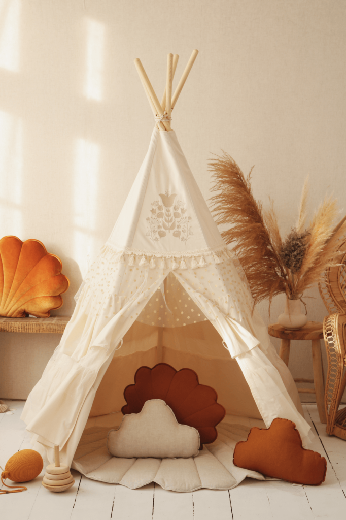 “Boho” Teepee Tent with Frills and Embroidery – Trade Moi Mili